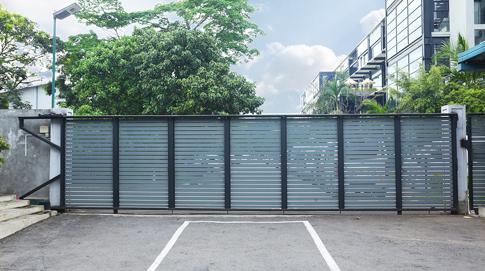 Sliding Gates - Three Sinha