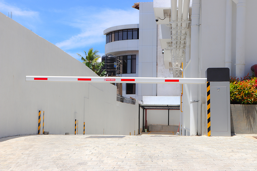 Automatic Barriers & Parking Access Control Systems - Three Sinha
