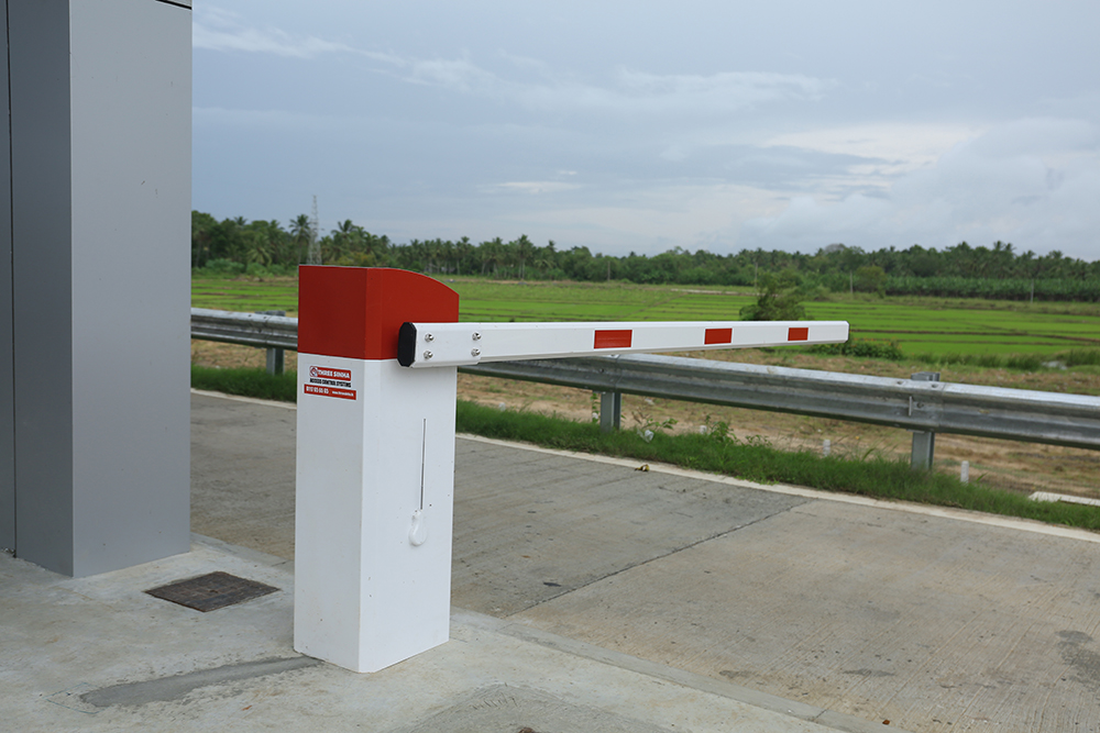 Automatic Barriers & Parking Access Control Systems - Three Sinha