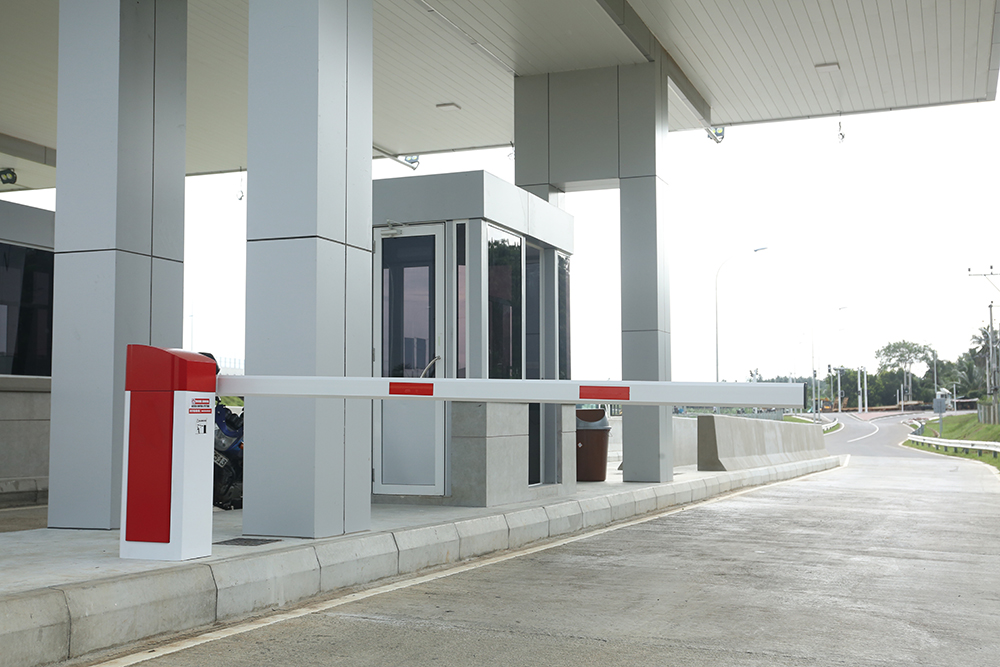 Automatic Barriers & Parking Access Control Systems - Three Sinha